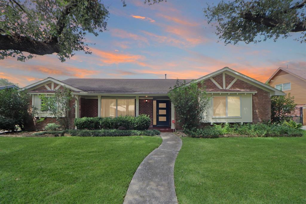 5818 Paisley Street, Houston, TX 77096 | MLS 97856708 | Listing ...