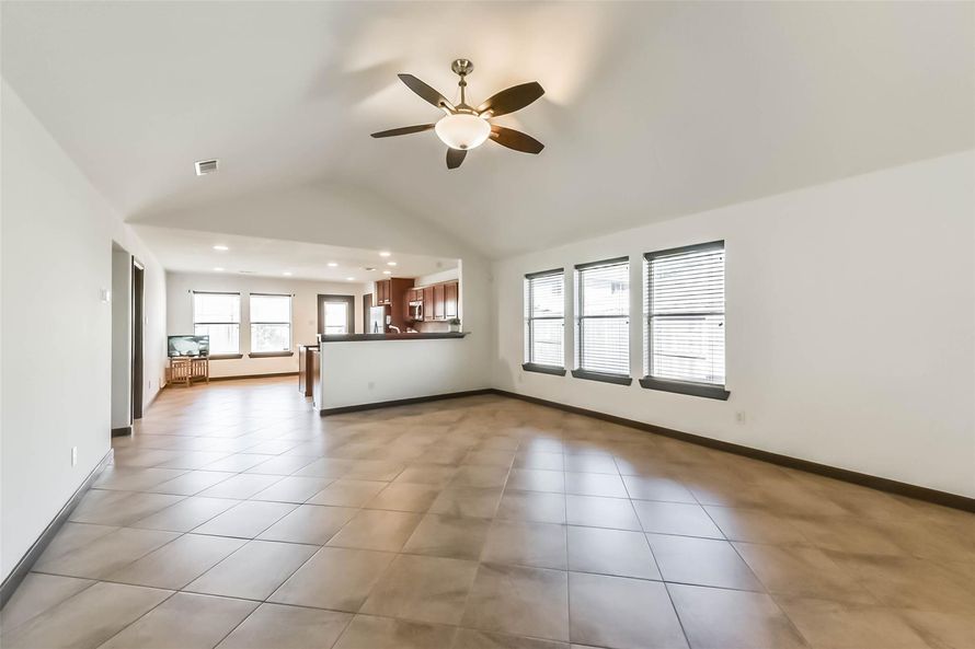 9319 Colt Canyon Ln, Houston, TX 77089 for sale - Stessa