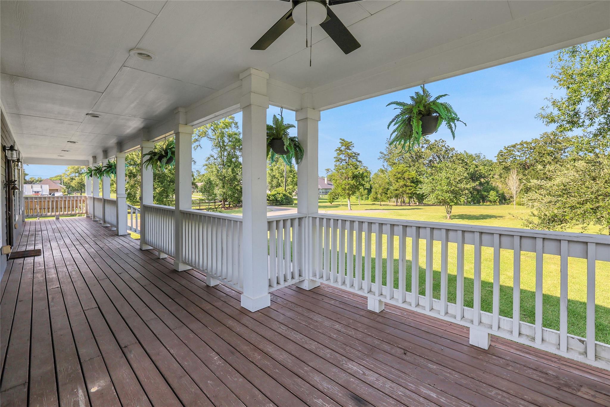 1510 Magnolia Bend W, Baytown, TX, 77523- Texas Properties - Victor Steffen