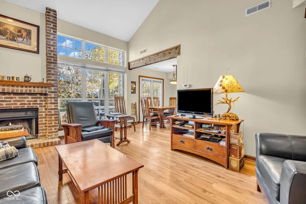 6558 Wandsworth Circle, Indianapolis, IN 46250 | MLS 22065293 | Listing ...