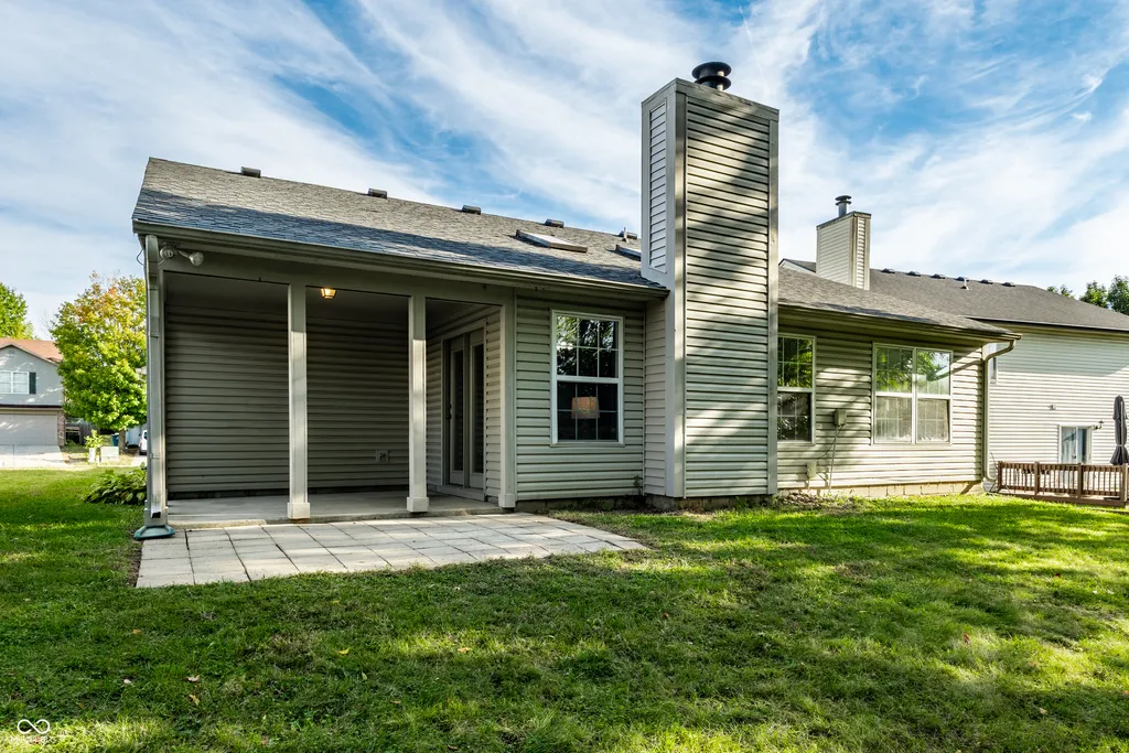 10513 Blue Springs Lane, Fishers, IN 46037 | MLS 22065563 | Listing ...