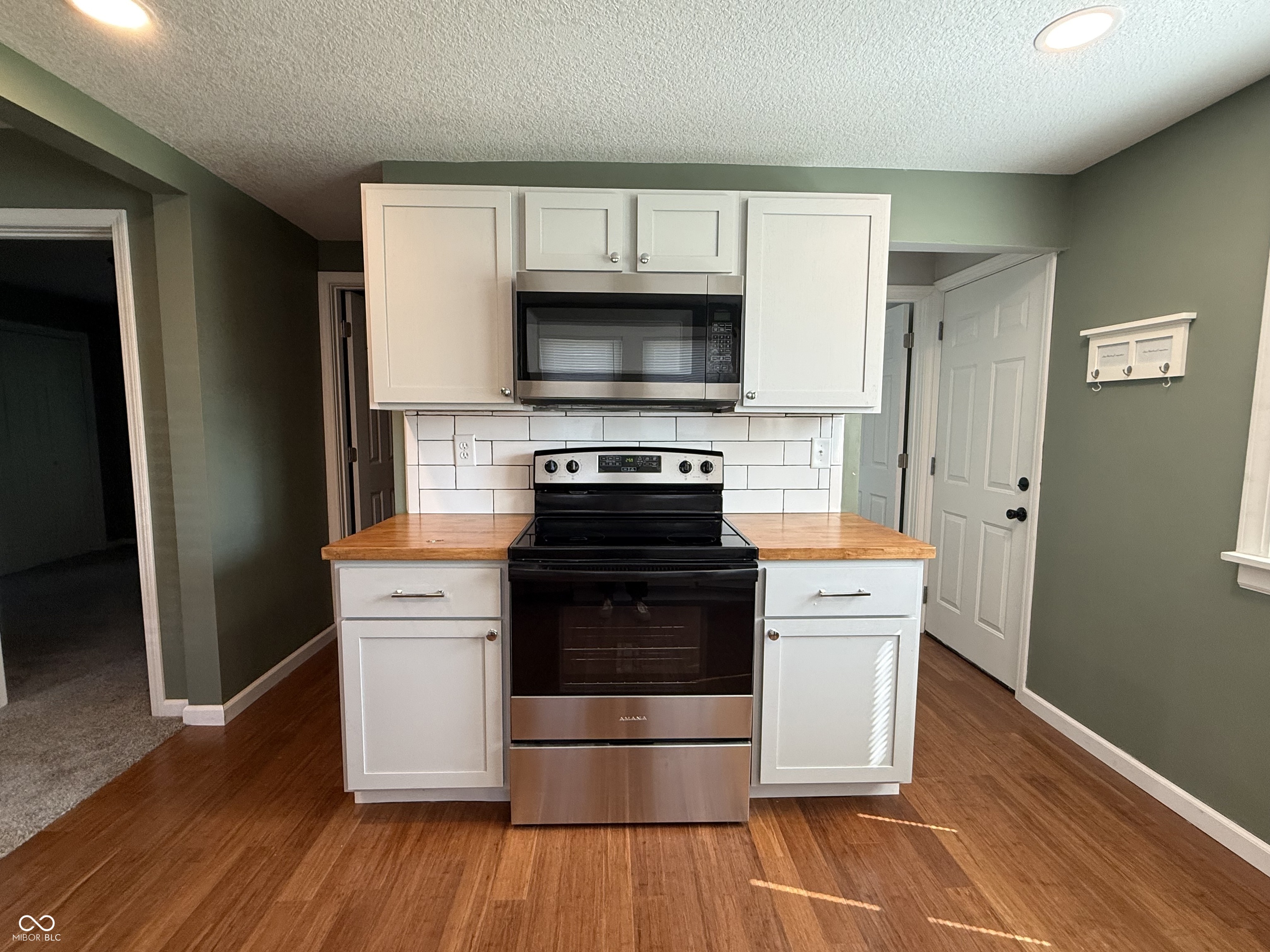 216 N SHERMAN ST, WARSAW, IN 46580 | REMAX