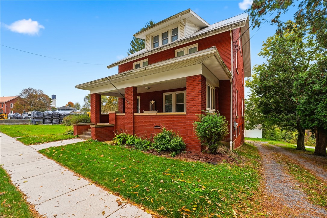 208 Mercer St, Clintonville, PA 16372 - MLS 1727389 - Berkshire ...