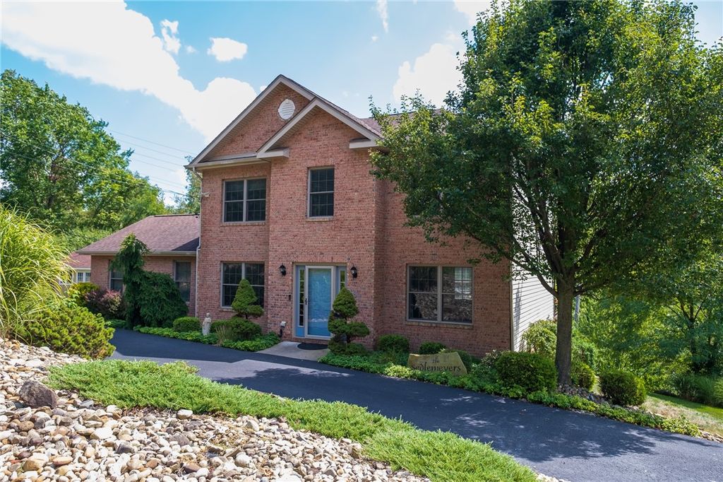 181 W Manilla Ave, Green Tree, PA 15220, MLS #1574055 - Howard Hanna