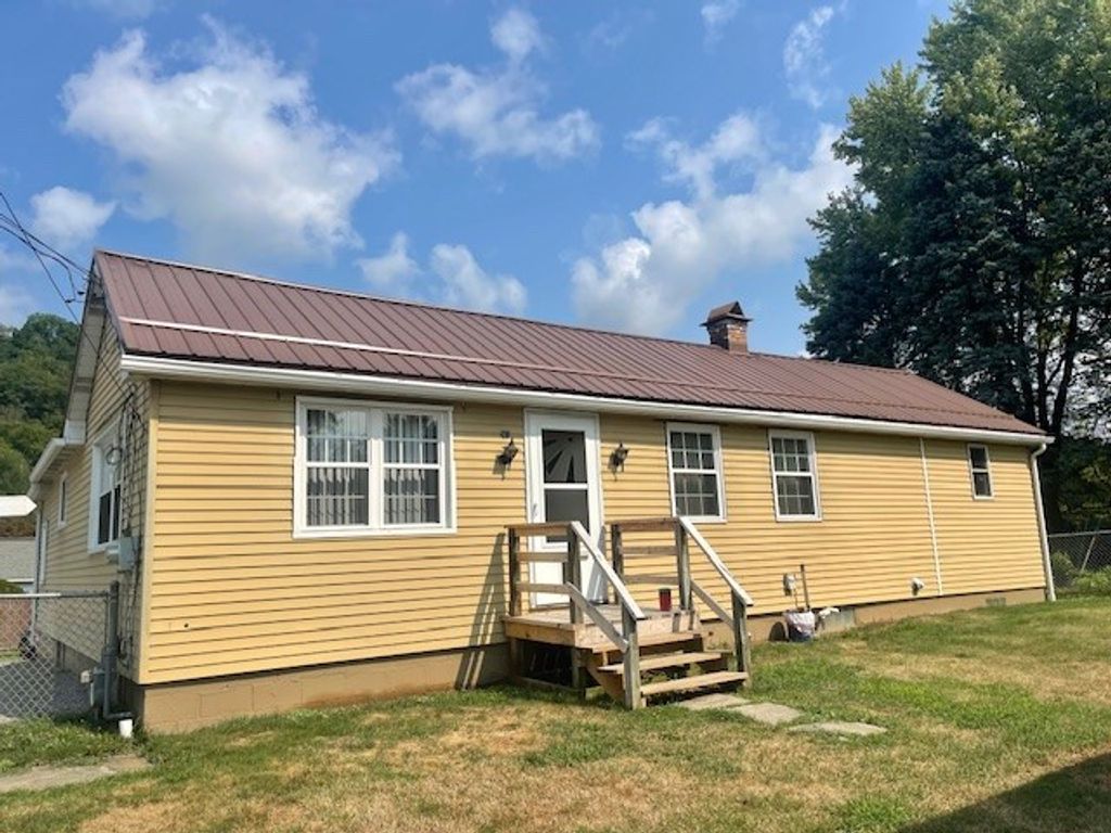 646 State Avenue, Vanport, PA 15009, MLS #1644265 - Howard Hanna