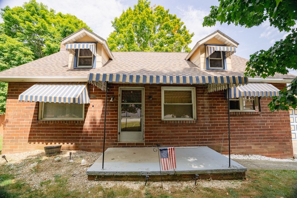 750 W Poland Rd, Bessemer, PA 16112, MLS #1669663 - Howard Hanna