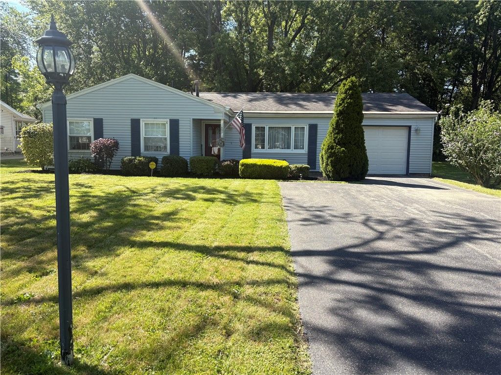 905 CLARKSVILLE RD., Hermitage, PA 16148, MLS #1712895 - Howard Hanna