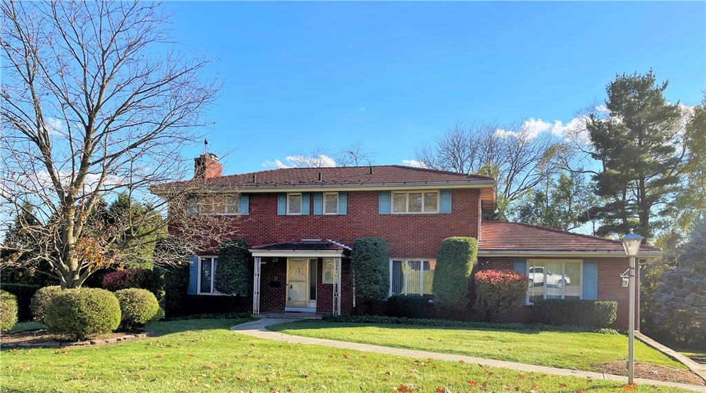 238 BANBURY LANE, Green Tree, PA 15220, MLS #1631670 - Howard Hanna