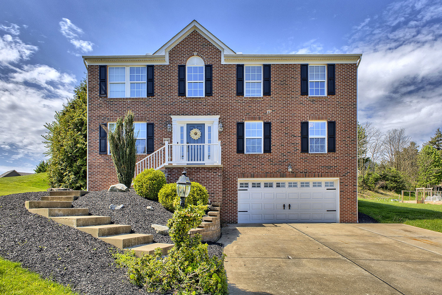 15642 Homes For Sale & Real Estate | REMAX