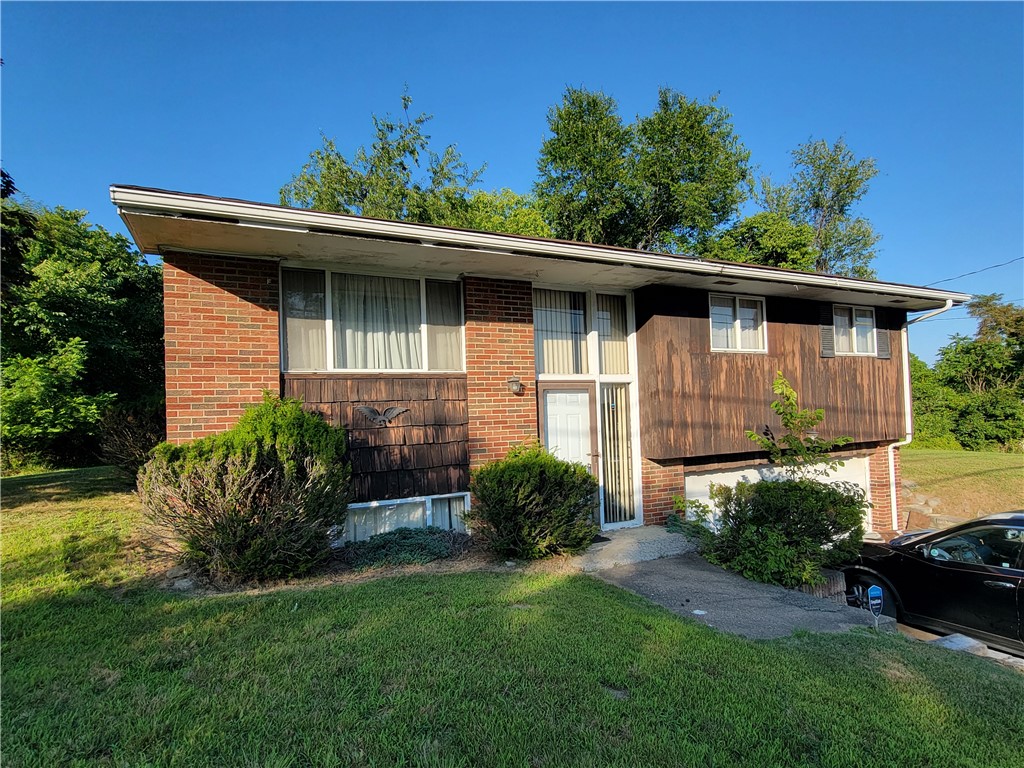 632 Monaca Road Rd, Hopewell Twp, PA 15001 - MLS 1714675 - Berkshire ...