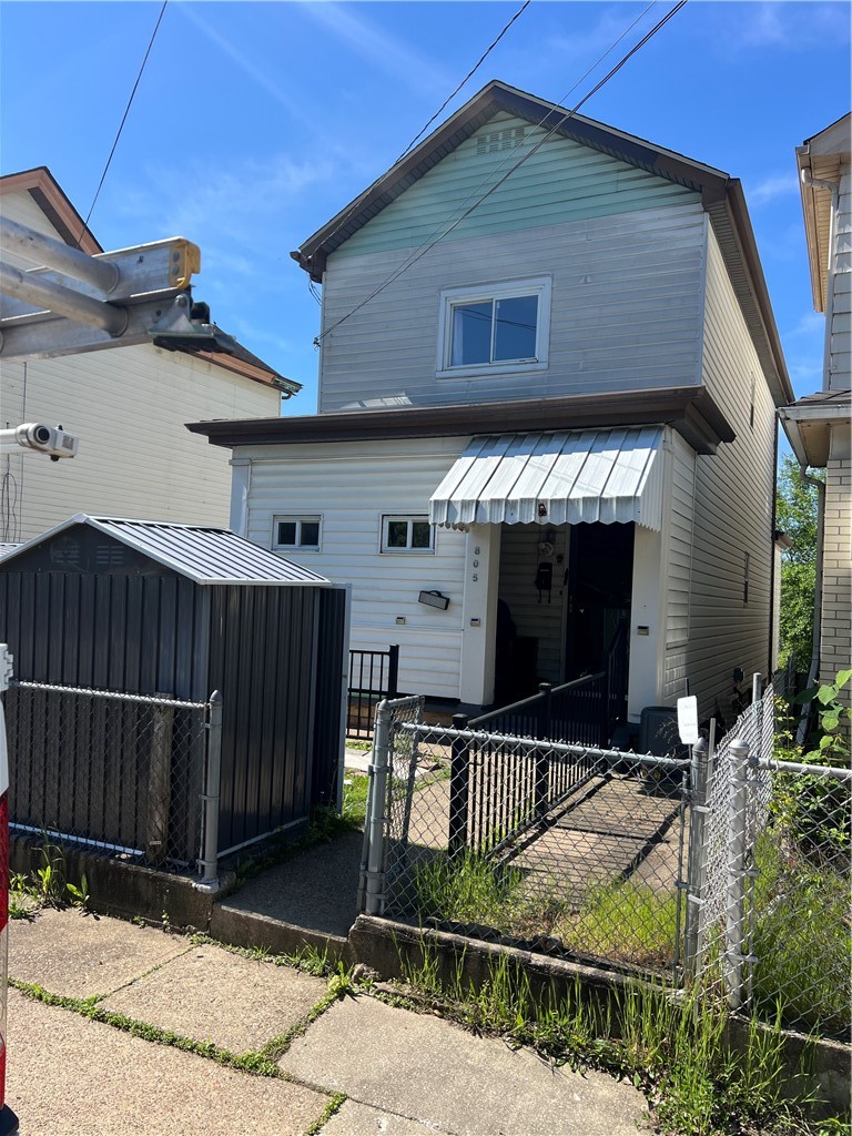 805 RAILROAD ST, MC KEES ROCKS, PA 15136 | REMAX