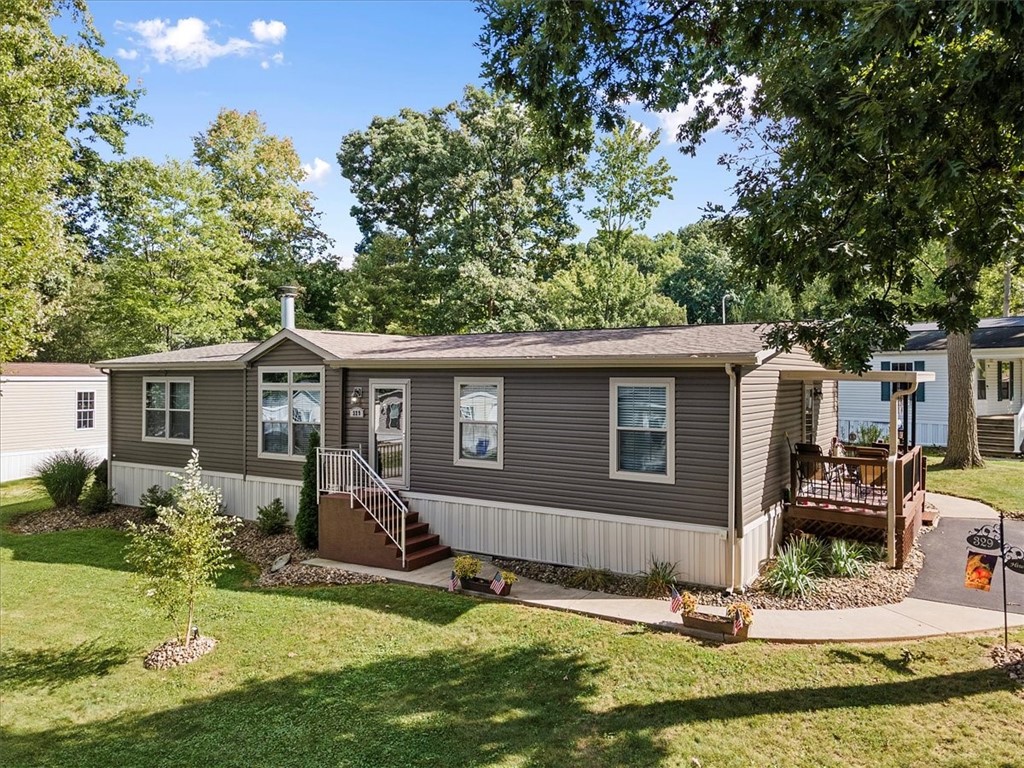 329 Laurel Dr, Cranberry Twp, PA 16066 - MLS 1640029 - Berkshire ...