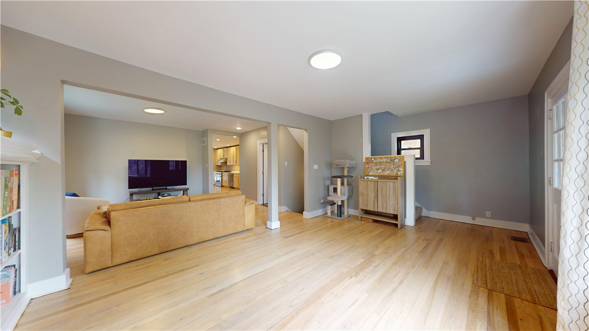 5445 Covode Pl, Squirrel Hill, PA 15217 - MLS 1706176 - Berkshire ...