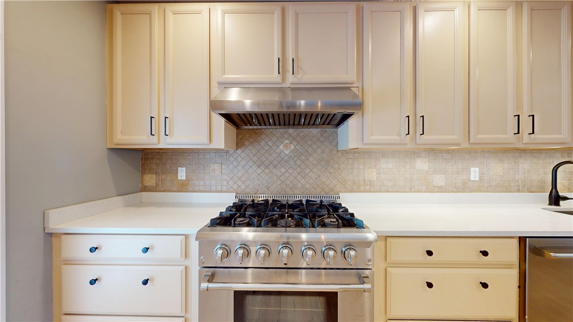 5445 Covode Pl, Squirrel Hill, PA 15217 - MLS 1706176 - Berkshire ...