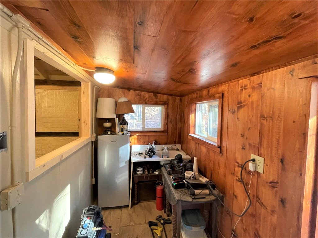 1038 Linn Run State Park, Cook Twp, PA 15658 - MLS 1533927 - Berkshire ...
