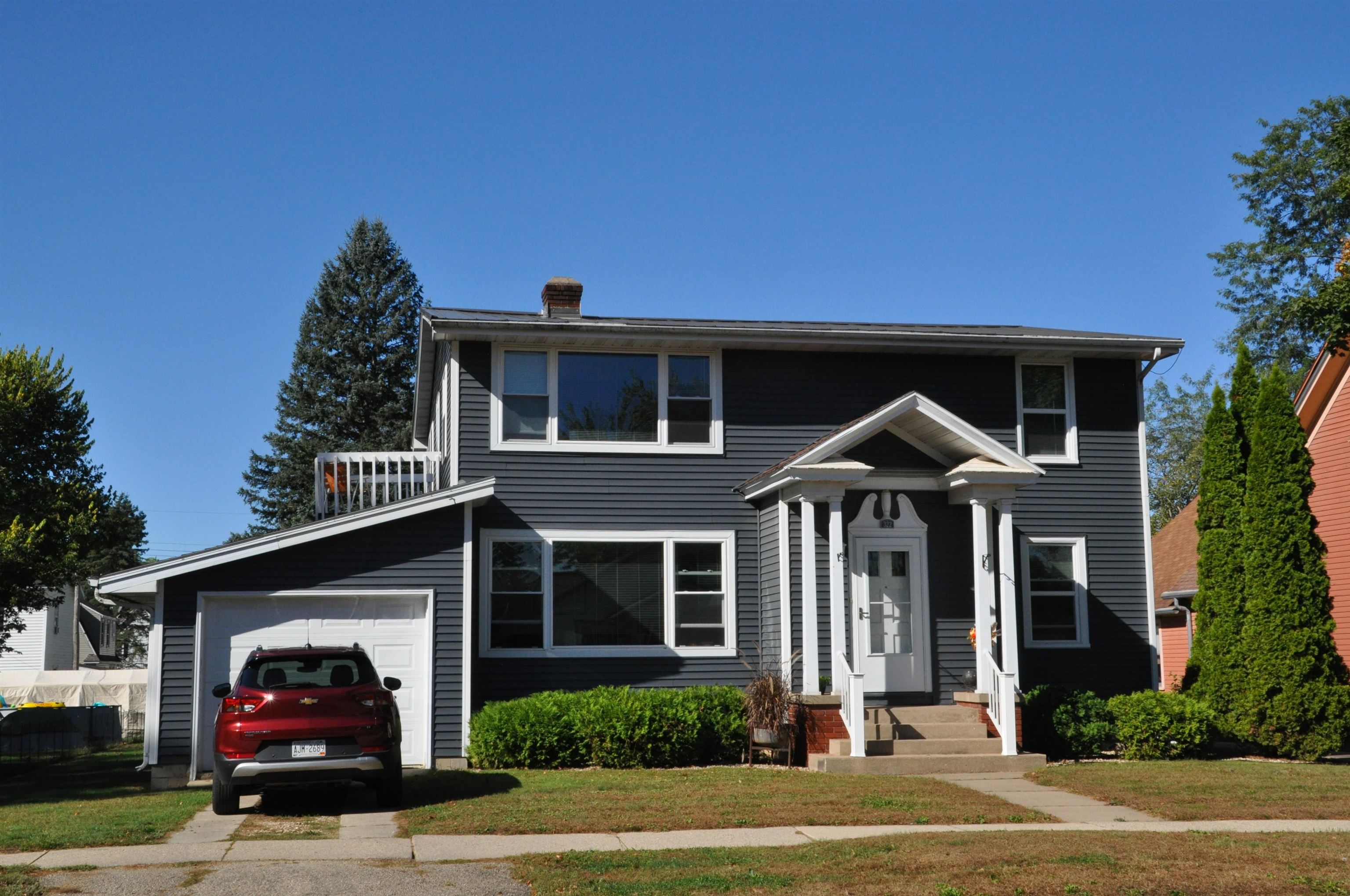 322 & 324 N Cincinnati Street, Spring Green, WI 53588 | MLS 2010620 ...