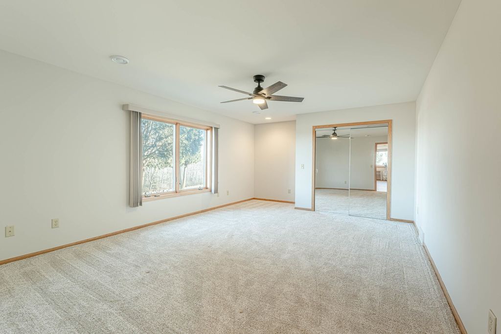 N8875 Blue Lane, New Glarus, WI 53574 | MLS 2015133 | Listing ...