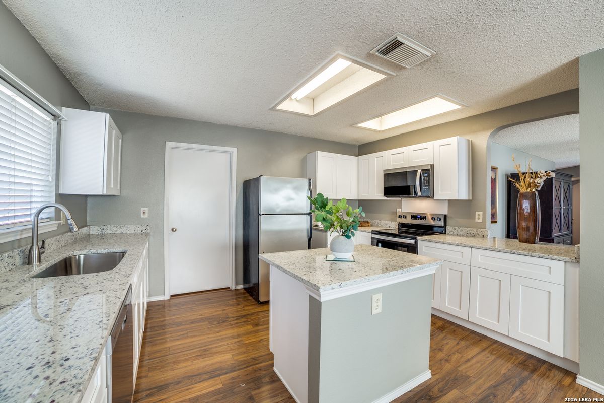 8115 Stagwood Hl, San Antonio, TX 78254 for sale - Stessa