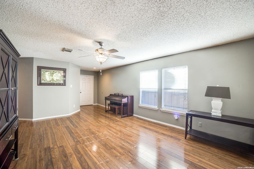 8115 Stagwood Hl, San Antonio, TX 78254 for sale - Stessa