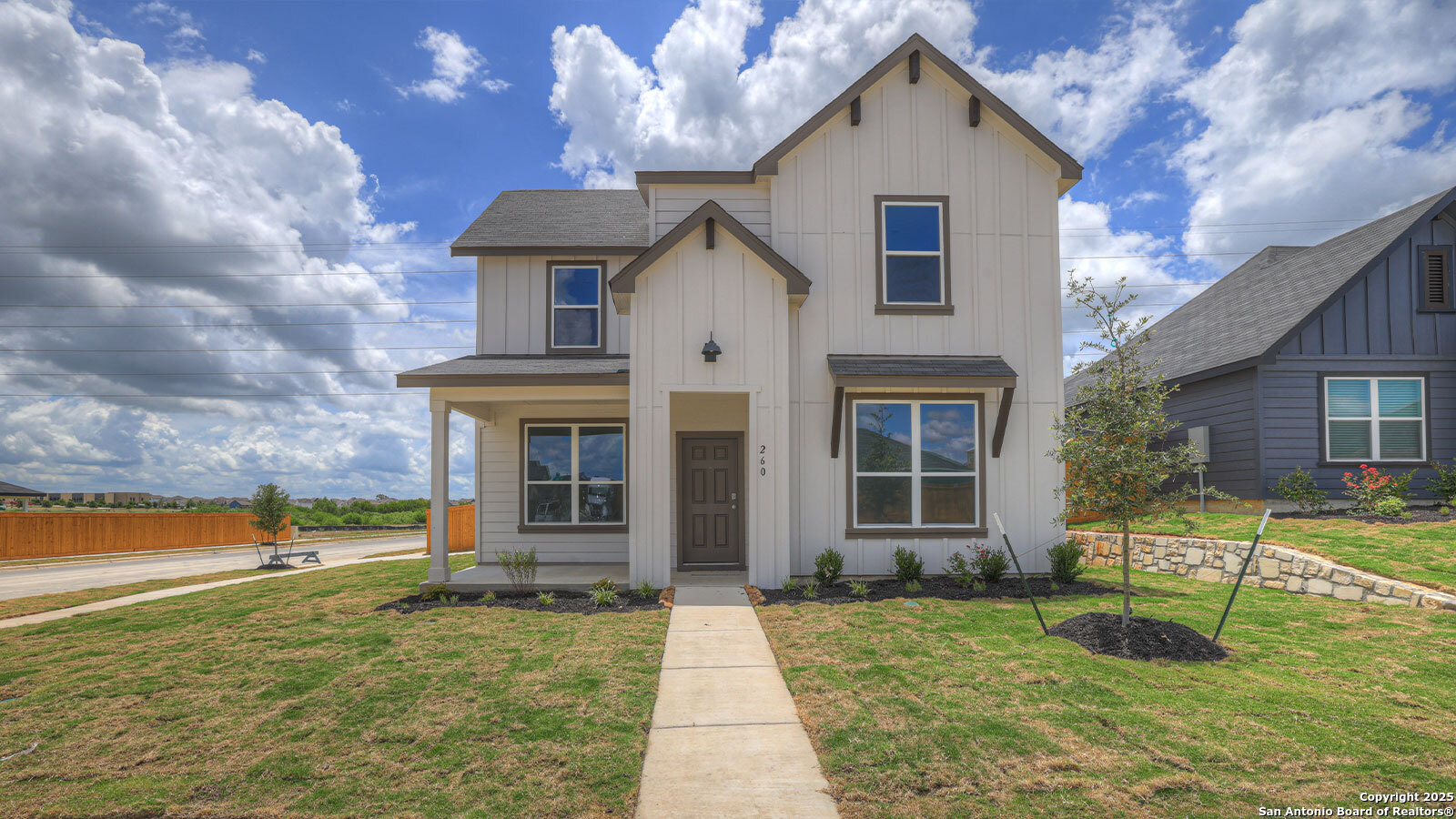 260 Las Lomas | Coldwell Banker Harper