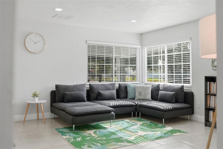 6531 2nd Ave S, St Petersburg, FL 33707 for sale - Stessa