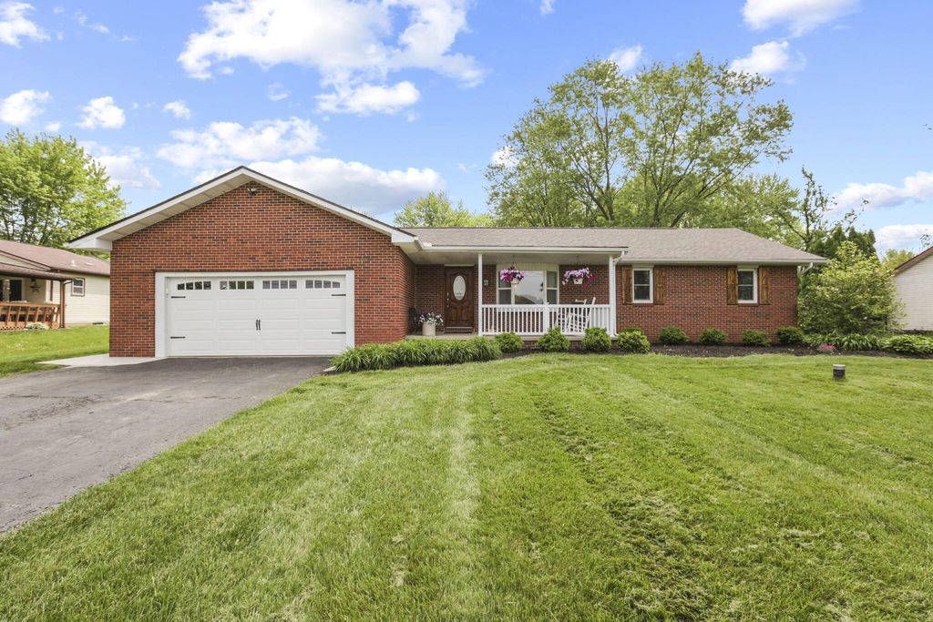 4017 Dixon Road SW, Pataskala, OH 43062, MLS #224014558 - Howard Hanna