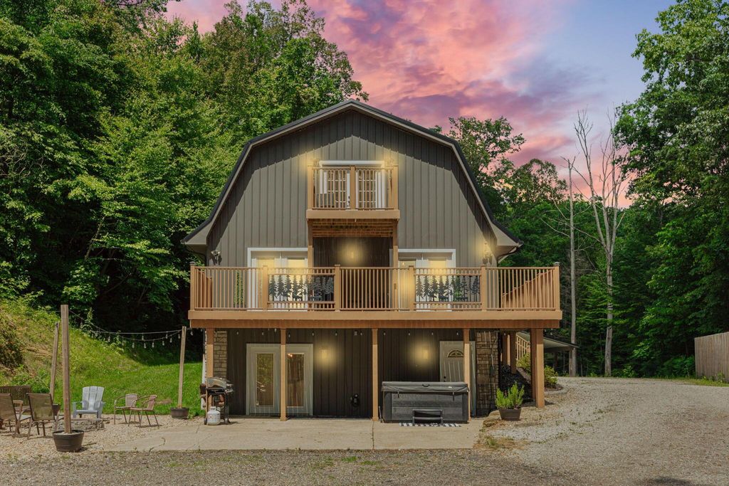 9099 Fairfield Road, Sugar Grove, OH 43155, MLS #224018951 - Howard Hanna