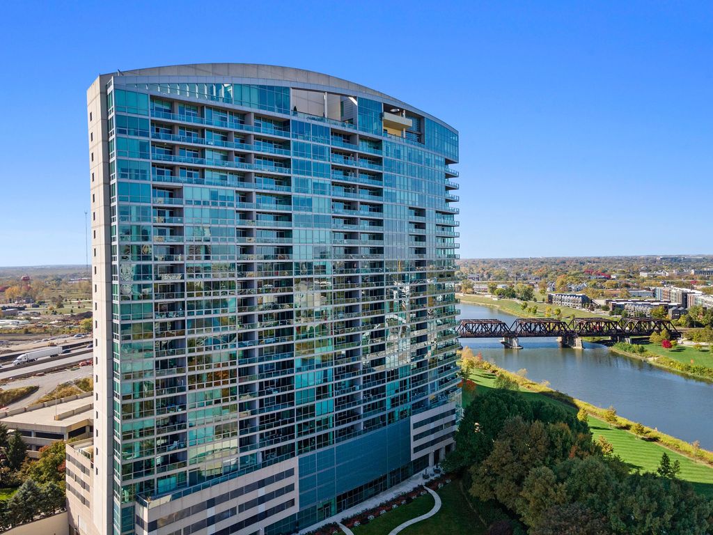 1 Miranova Place 1610, Columbus, OH 43215, MLS #223036460 - Howard Hanna