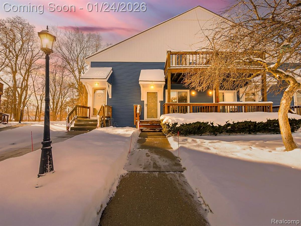 45000 Bayview Dr Apt 2, Novi, MI 48377 for sale - Stessa