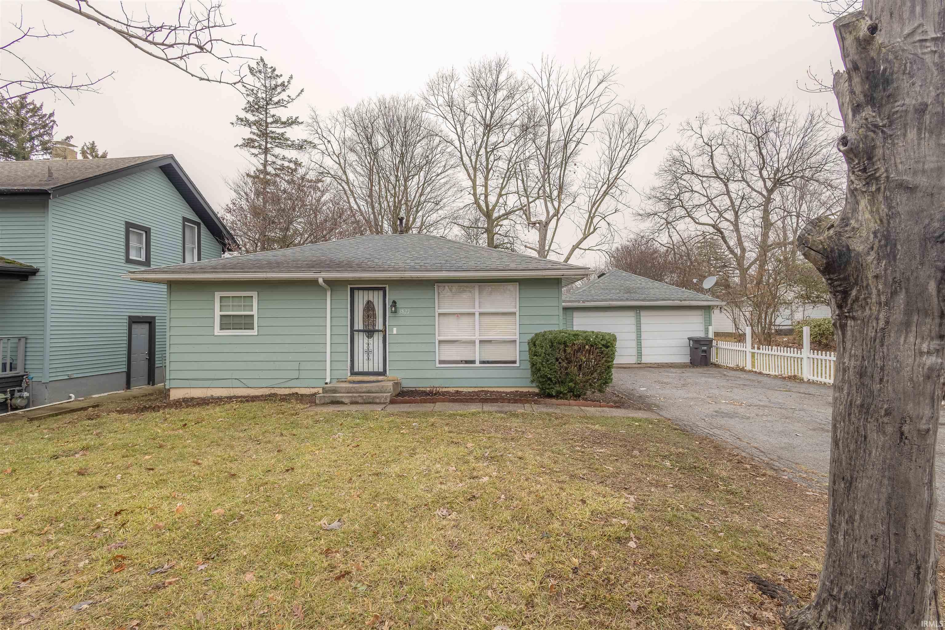 3827 Newport Avenue, Fort Wayne, IN 46805 | MLS 202549727 | Listing ...