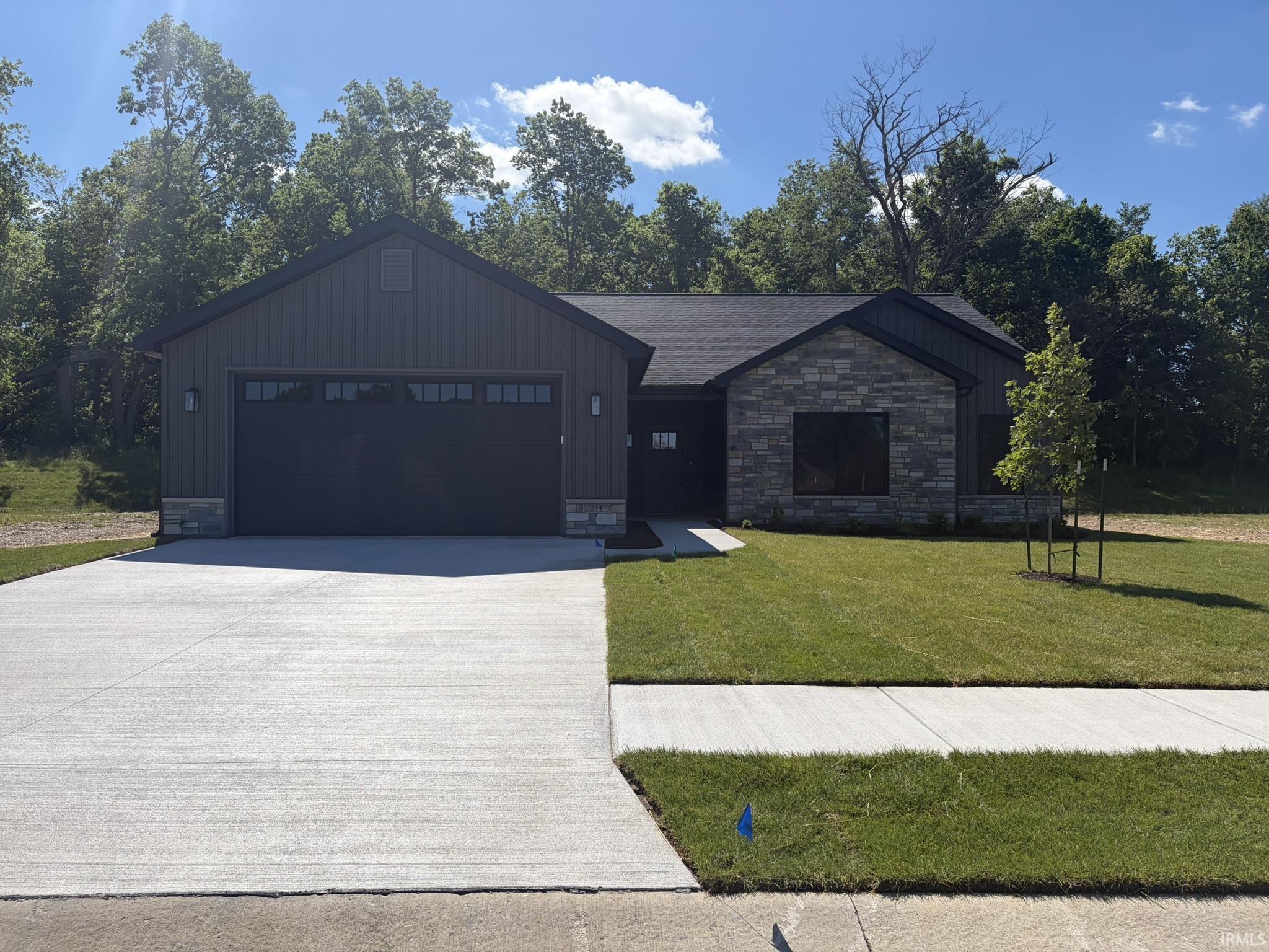 214 E Vine Street, Delphi, IN 46923 | MLS 202624580 | Listing ...