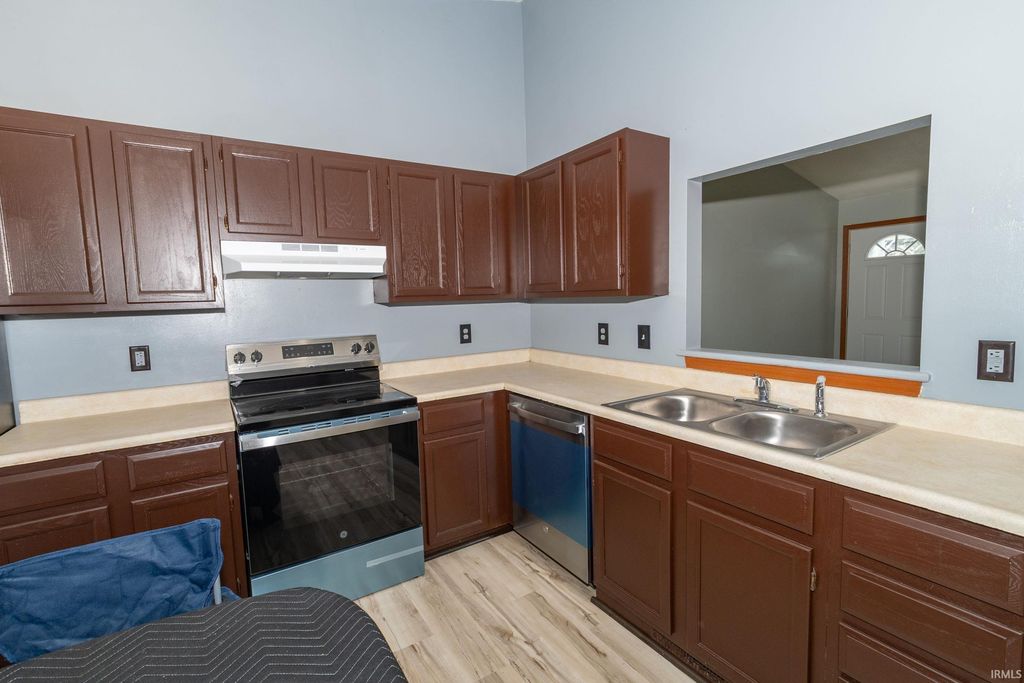 613 W Pine Streets, North Liberty, IN 46554 | MLS 202547969 | Listing ...