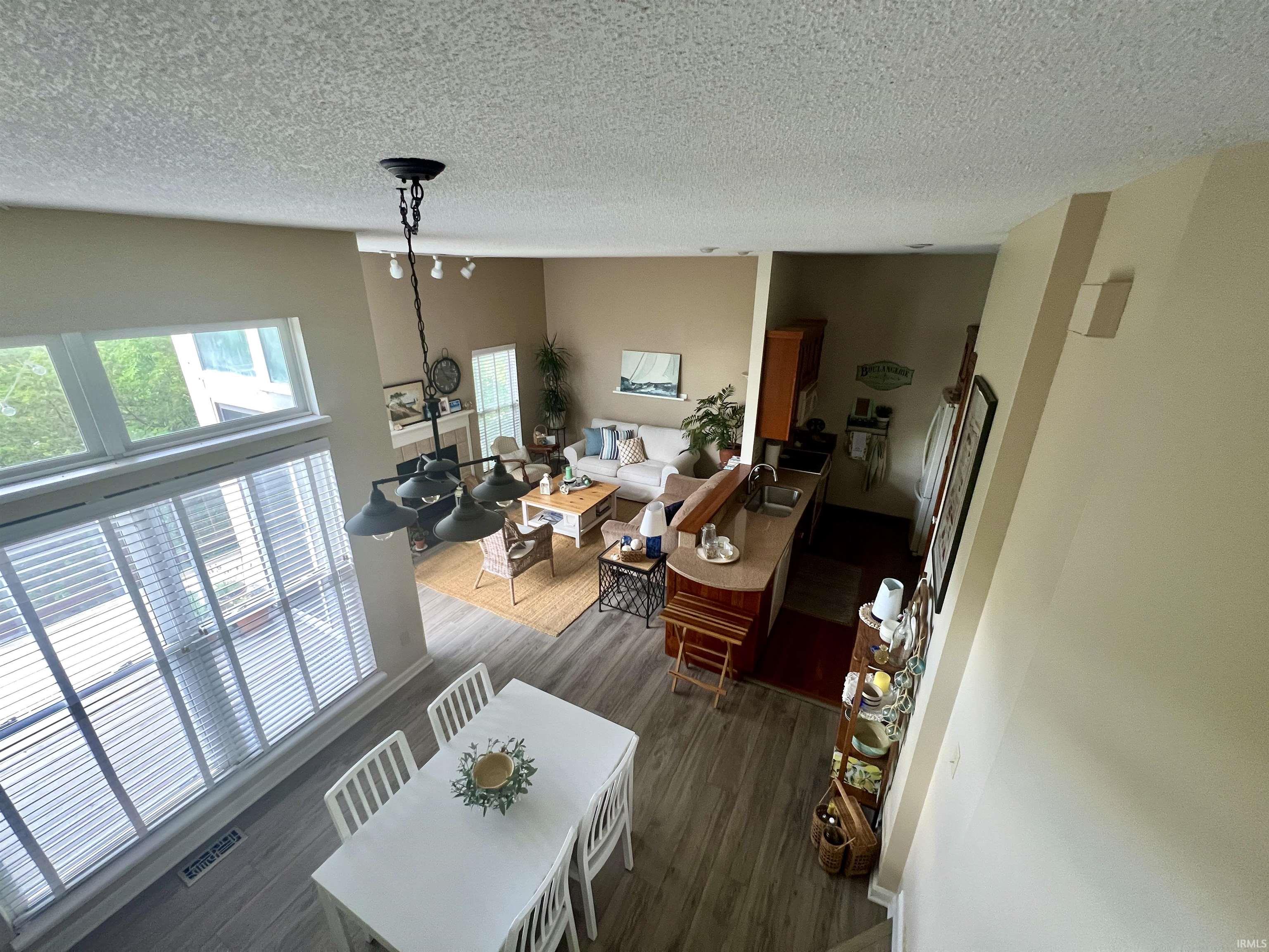 9682 S Bay Pointe Drive, Bloomington, IN 47401 | MLS 202525730 ...