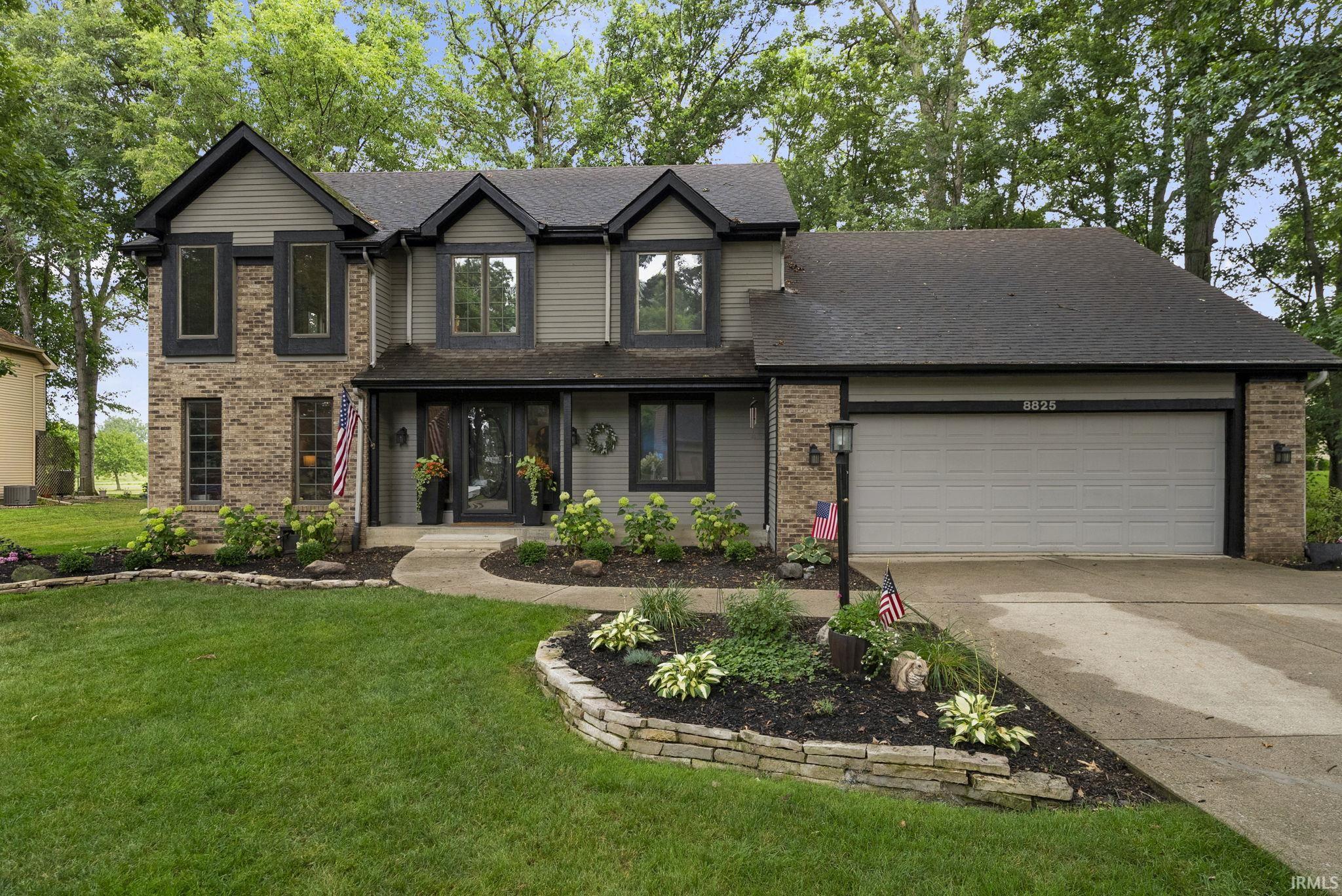 8825 Gateview Drive, Fort Wayne, IN 46835 | MLS 202529380 | Listing ...