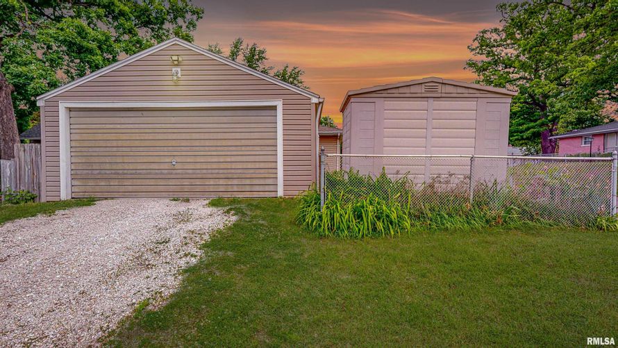 1128 E Maywood Ave, Peoria, IL 61603 for sale - Stessa