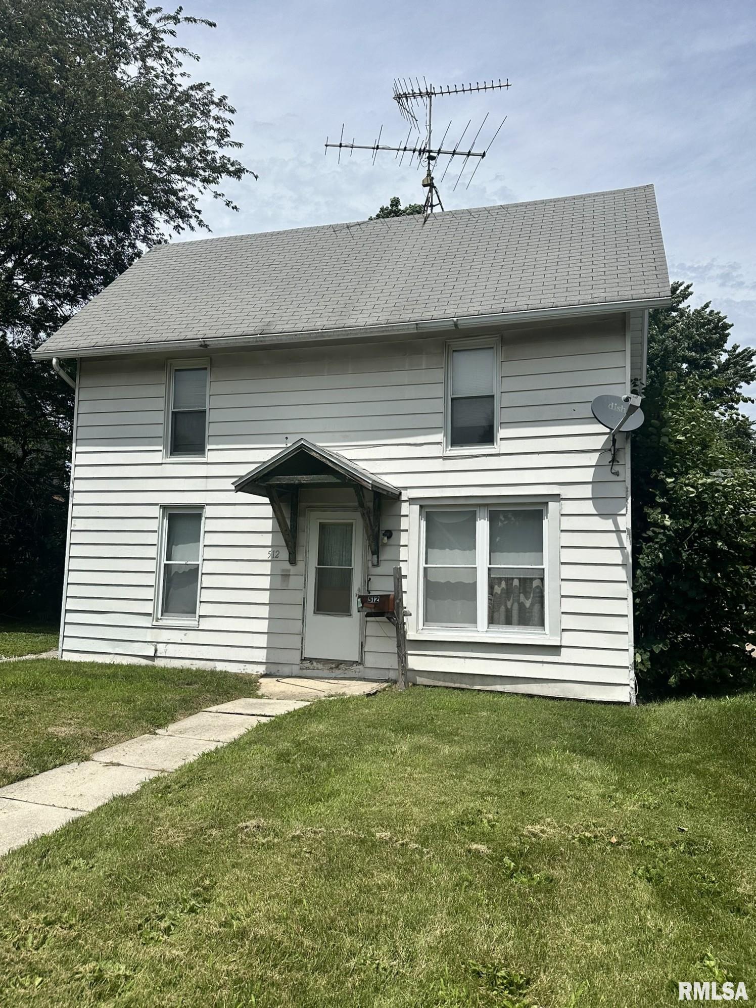 512 E Calhoun Street For Sale, Macomb, IL 61455 Home | ByOwner