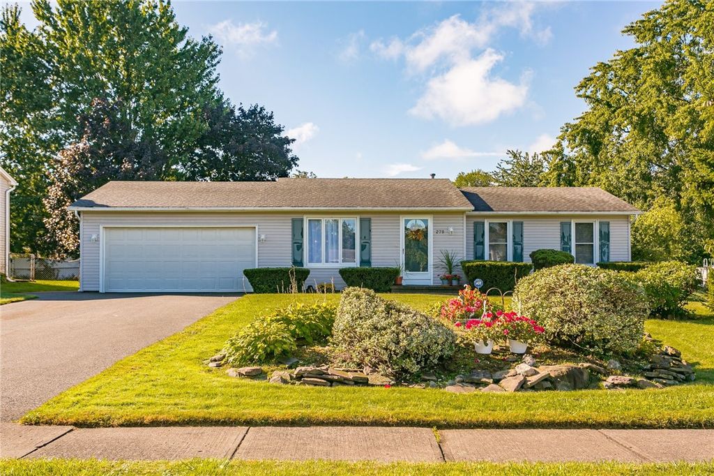 279 Squire Dale Lane, Greece, NY 14612, MLS #R1564695 - Howard Hanna