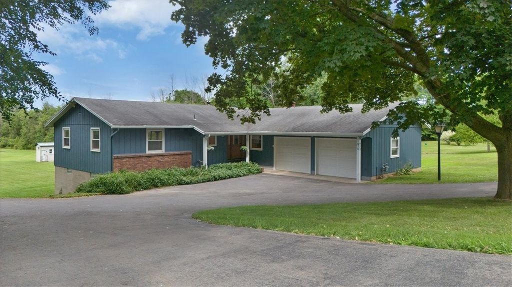 979 Ridge Road, Ontario, NY 14519, MLS #R1621373 - Howard Hanna