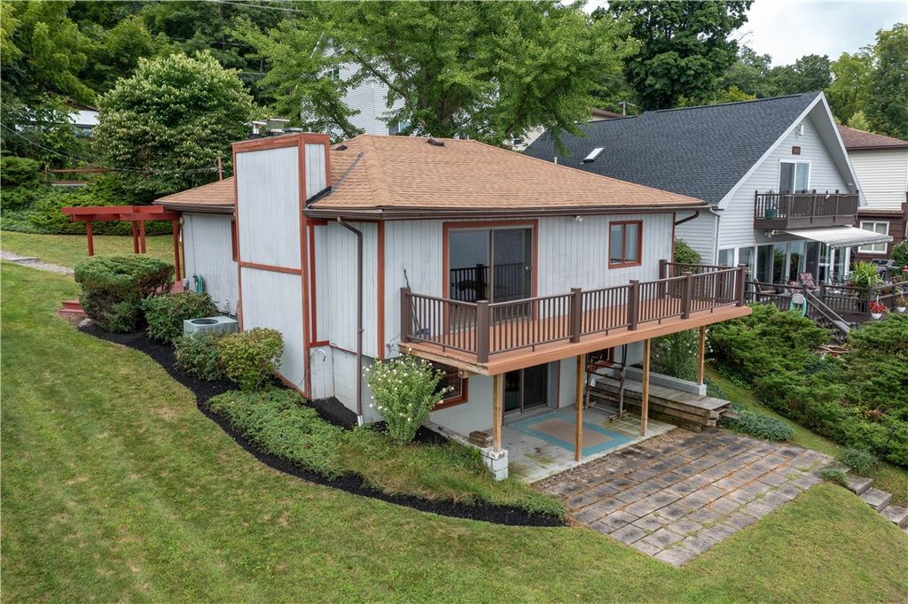 5759 W Lake Rd Road, Groveland, NY 14435, MLS #R1558519 - Howard Hanna