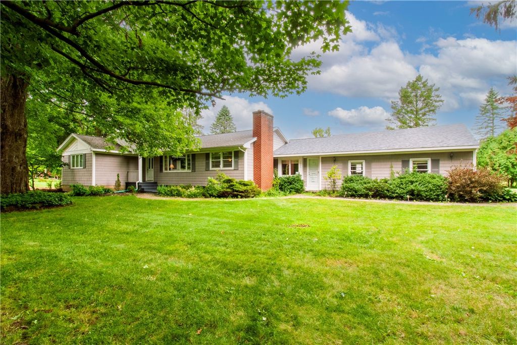 1820 Plank Road, Penfield, NY 14580, MLS #R1622844 - Howard Hanna