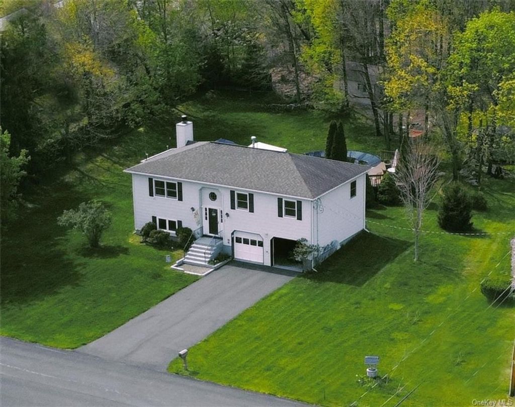 1 Stub Street, Middletown, NY 10940, MLS #H6210571 - Howard Hanna