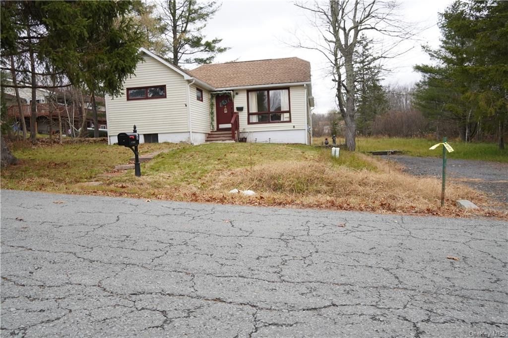 6 Mager Avenue, Liberty, NY 12754, MLS #H6288276 - Howard Hanna