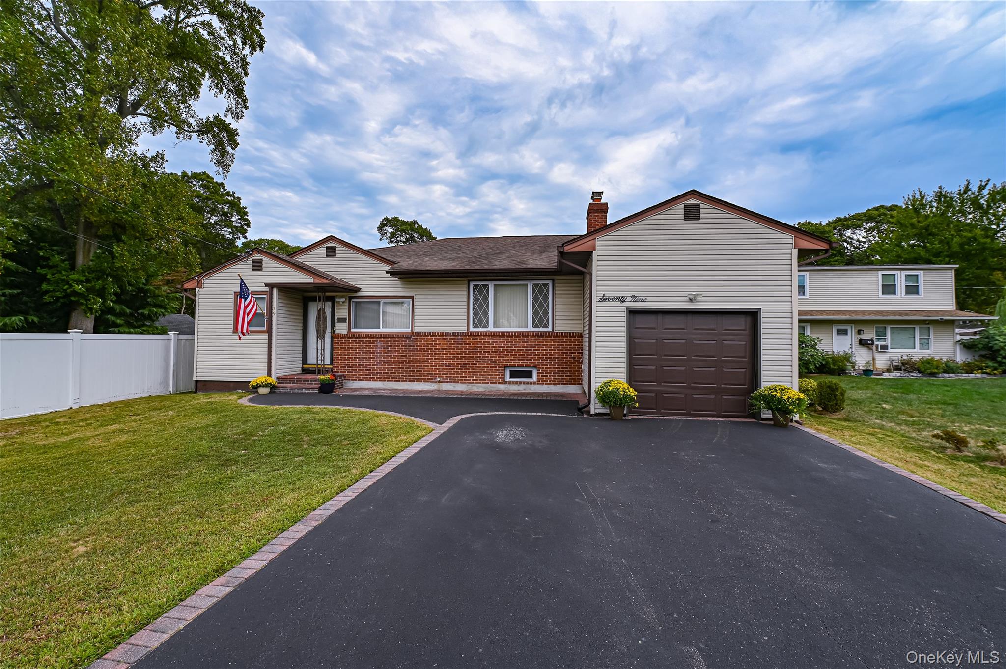 79 Woodrow Parkway For Sale, Babylon, VA 11702 Home | ByOwner