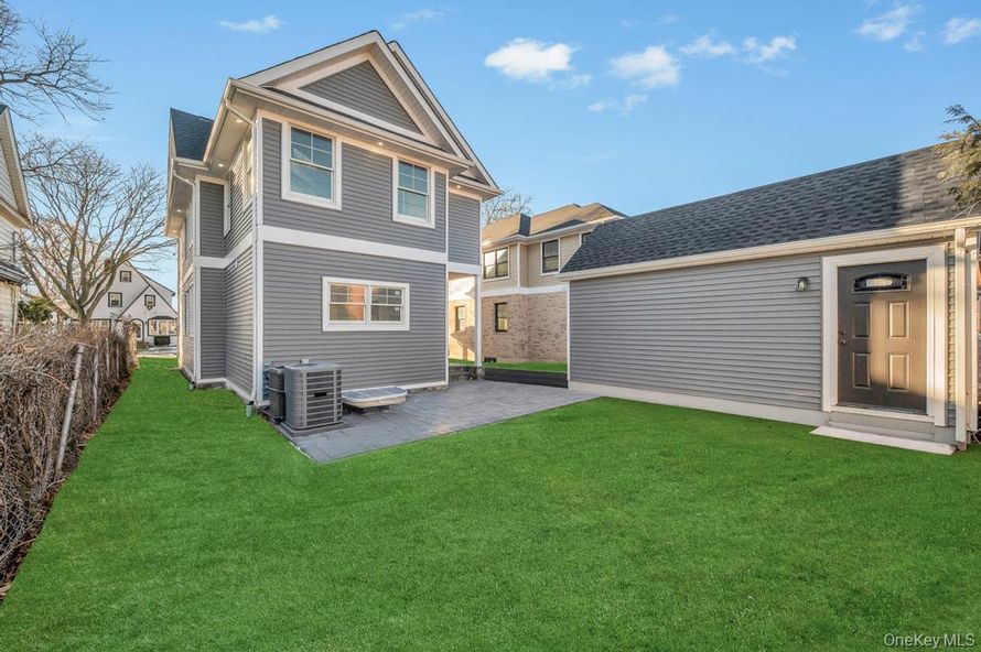 141 Emerson Ave, Floral Park, NY 11001 for sale - Stessa