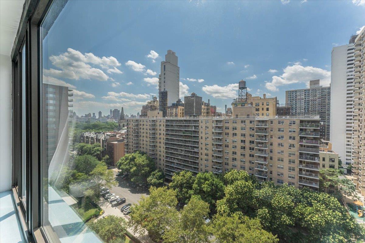 382 Central Park W Apt 15T, New York, NY 10025, US | Buy, Sell, Rent, Analyze