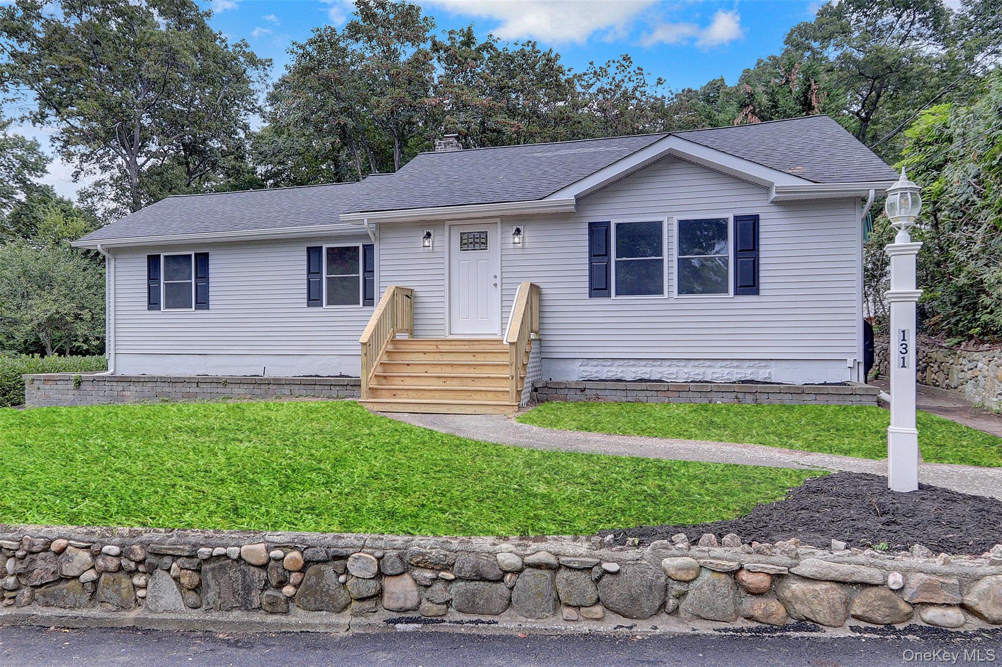 131 Curtis Dr, Sound Beach, NY 11789, US | Buy, Sell, Rent, Analyze