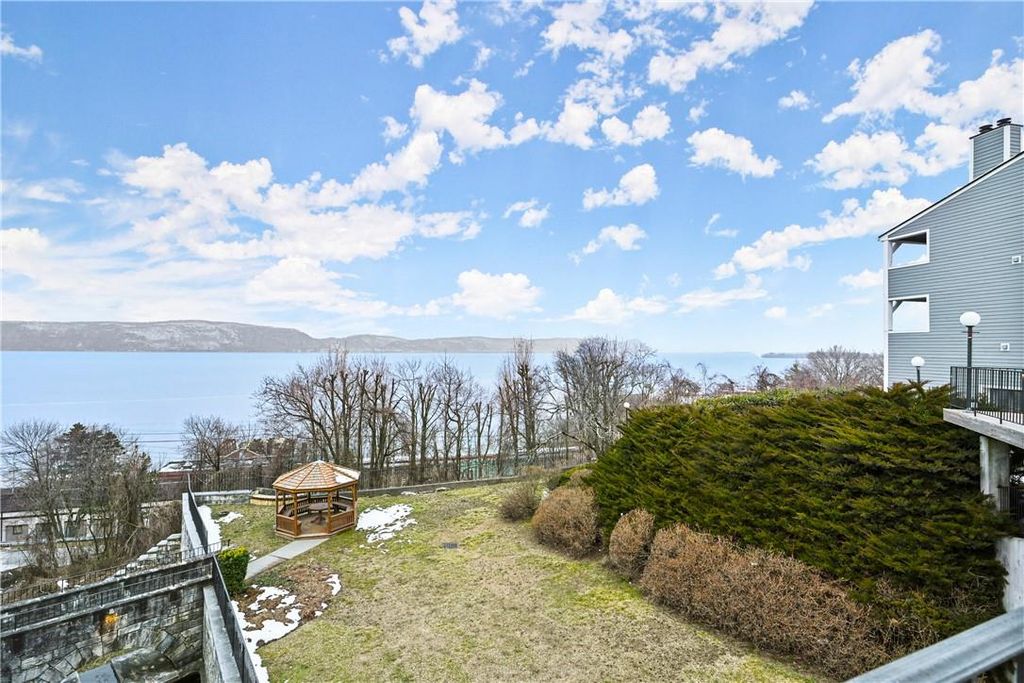 69 Hudson Point Lane, Ossining, NY 10562, MLS #H6290676 - Howard Hanna