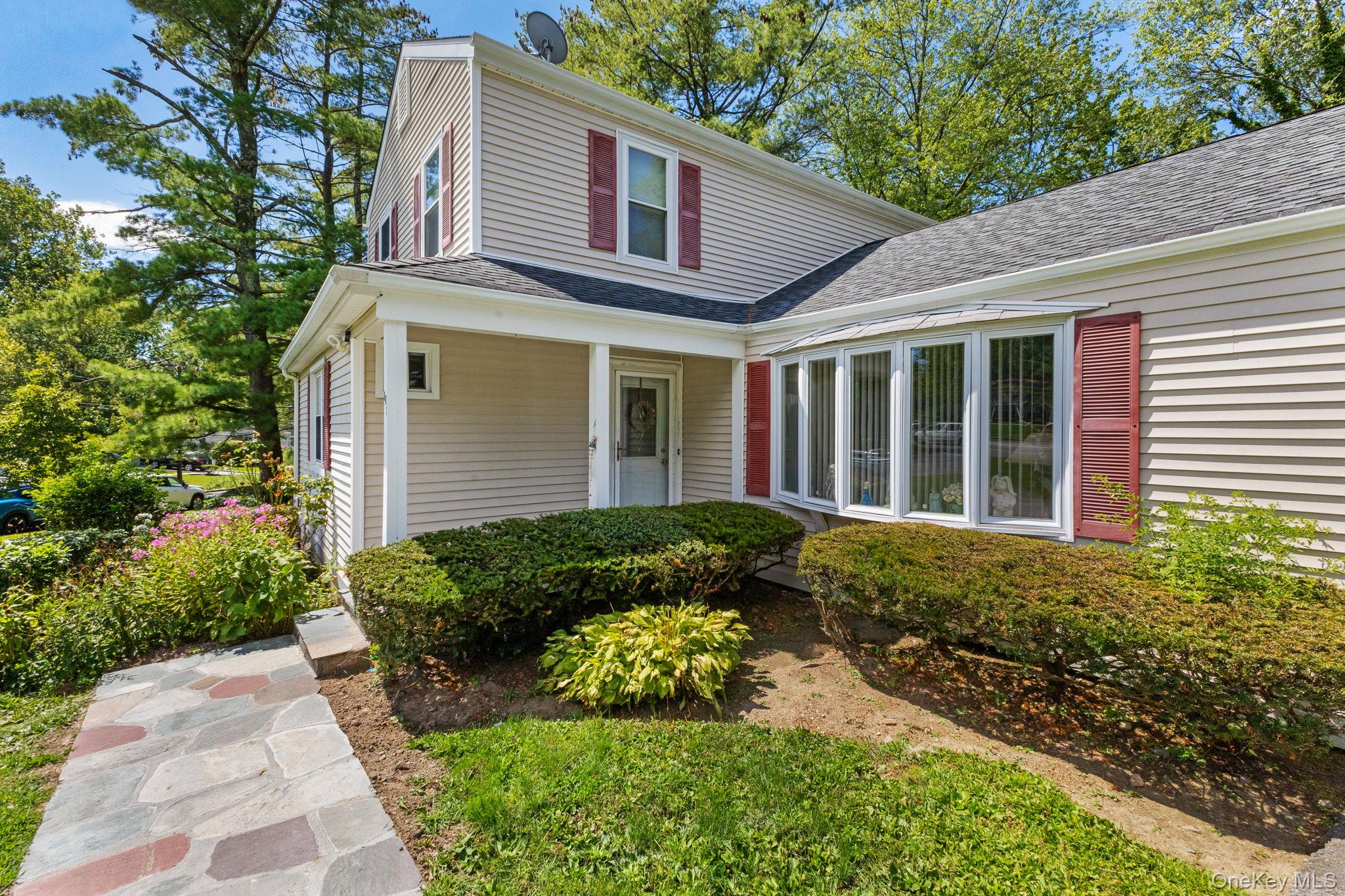 Daisy Farms Drive, New Rochelle, New York - $959,000, ID: 890008, Brown ...