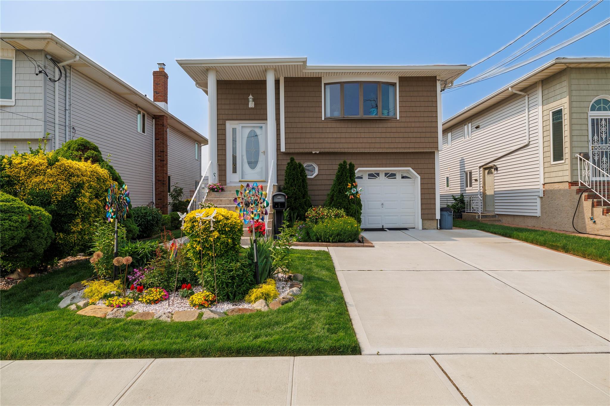 179 Alice Ave, Oceanside, NY 11572, US | Buy, Sell, Rent, Analyze