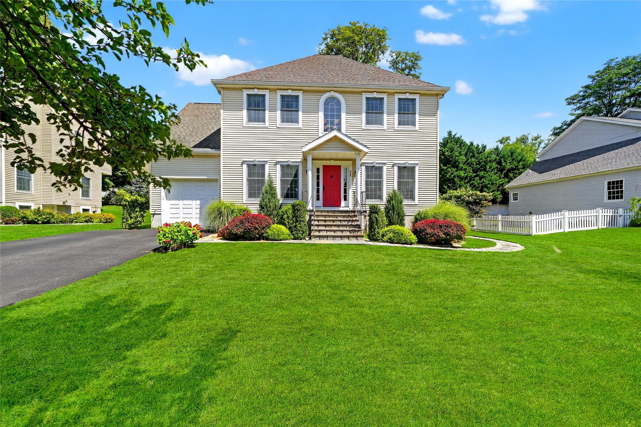 Murray Lane, Ossining, New York - $796,400, ID: 892410, Brown Harris ...